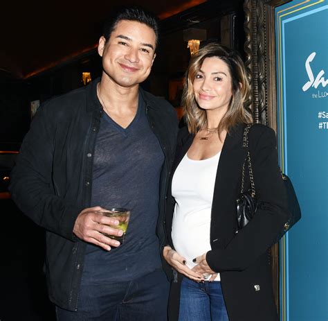 Mario Lopezs Pregnant Wife Courtney Leaves Nsfw Instagram Comment