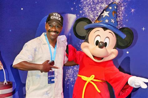Whats New At Disney Jamarcus Goes On The Hunt For Cool Experiences At
