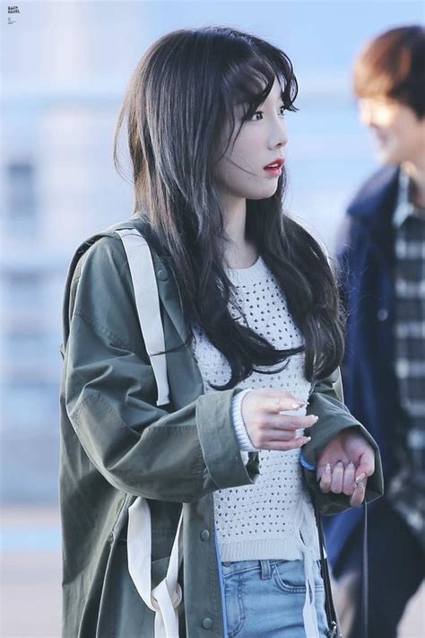 2017 金泰妍 仁川机场（2） 知乎