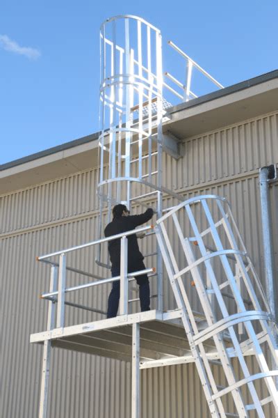 Fixed Access Ladders