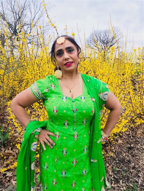 Pin On Narinder Maavi Pics Hot Women Dress Beautiful Women Over 40 Beautiful Women Naturally