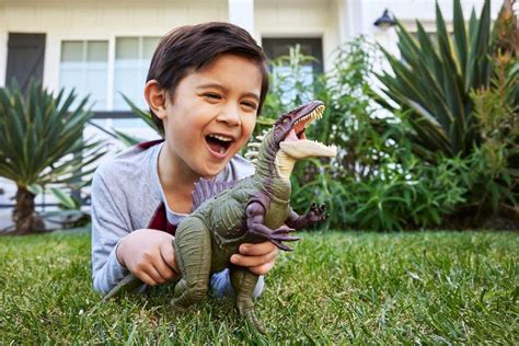 Jurassic World Chaos Theory Epic Evolution Battle Roarin Becklespinax