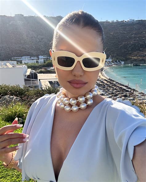 𝗔𝗟𝗜𝗡𝗔 Alinasabau • Instagram Photos And Videos