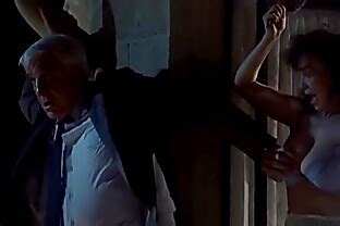 A Cena Mais Excitante De Naked Gun Sec BlumpkinTube