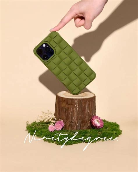 Elegant Grid Grass Green Phone Case Iphone 17 16 15 14 13 12 11 Pro