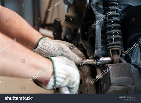 Mechanic Using Wrench Socket Remove Replace Stock Photo Shutterstock