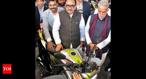 Ev Accelerator Opens At Governments Icat In Manesar Working With 15