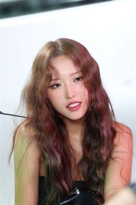 Hyeju Loona Loossemble Son Hyeju Hyeju Loona Photoshoot Yves Loona