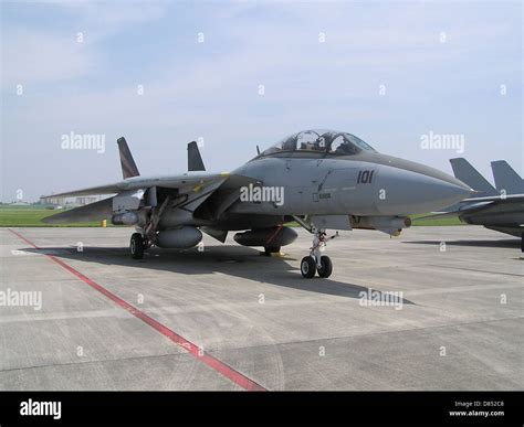 The F 14 Tomcat Is A Us Navy Fighter Aircraft Known For Its Variable