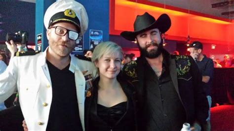 Shari Rae Bass Player