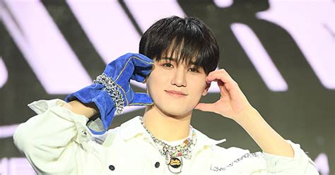 에잇턴 재윤 ‘내가 리더 Mk포토