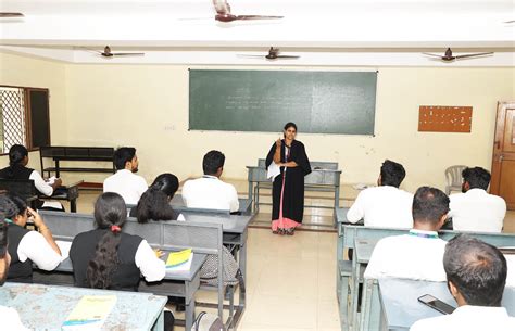 Classroom Facility Faculty Of Law Drmgr Educational And