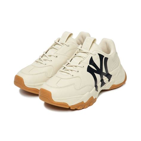 Mlb Unisex Big Ball Chunky A Ny Yankees Beige Comfort For Women