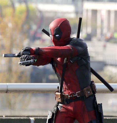 Ryan Reynolds In Costume On The Set Of Deadpool Deadpool Side View