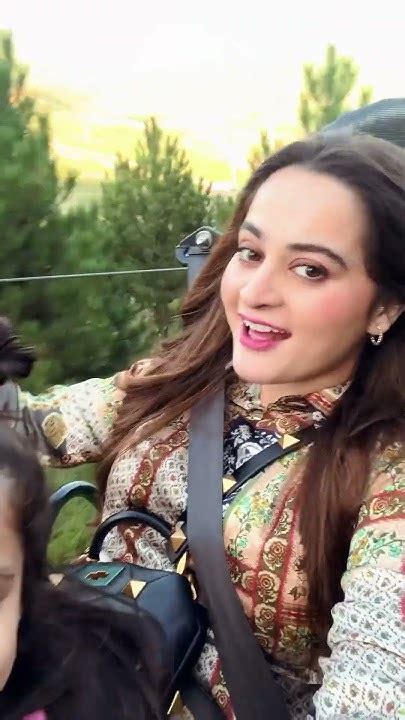 ایمن خان اپنے بیٹی امل سالگرہ کے لیے سوزلین گیا ہے وہ ہم مناتے ہیں کمنٹ