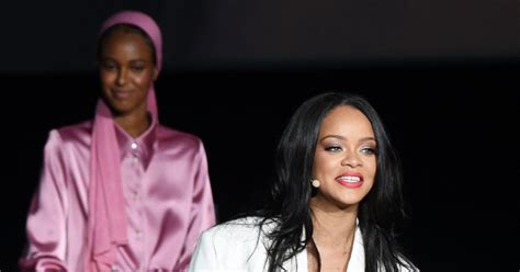 포토 리아나 싱그러운 미모