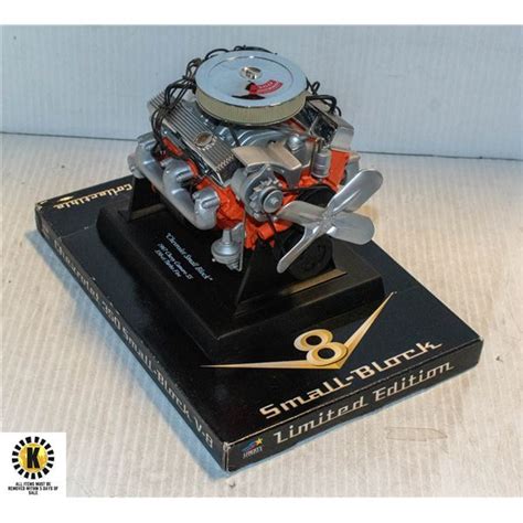 Liberty Classics Chev 350 Diecast Engine