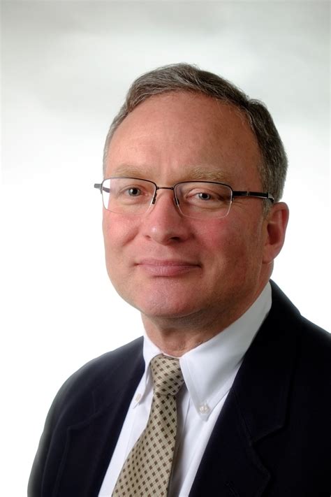 Stuart Singer Appointed New Ceo Of Schneider Optics Inc