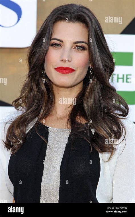 Actress Meghan Ory Attends The Cw Cbs And Showtime 2013 Summer Tca