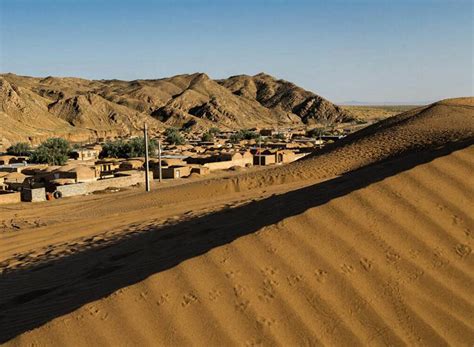 کویر رضا آباد مجله مِستر بلیط