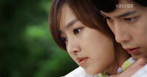 각시탈 박기웅 첫사랑 진세연에 기습 백허그