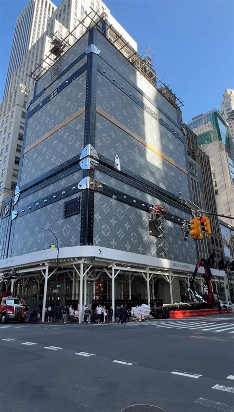 Louis Vuitton Louis Louis Vuitton Transforms Flagship Store Into A
