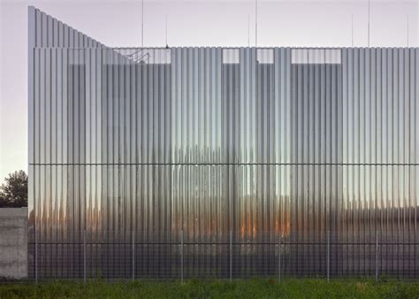 Ffbk Architects Completes Metal Clad Data Storage Centre