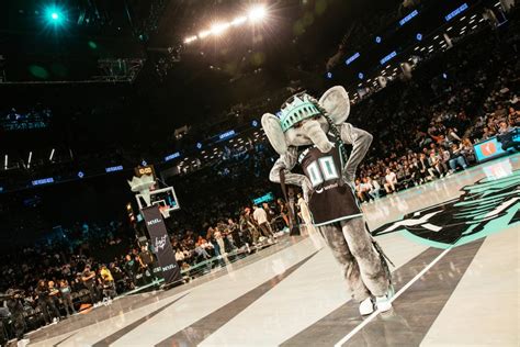 Who Is New York Libertys Mascot Meet Ellie The Elephant