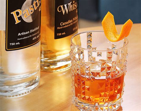 Pisky Myriad View Artisan Distillery Est 2006