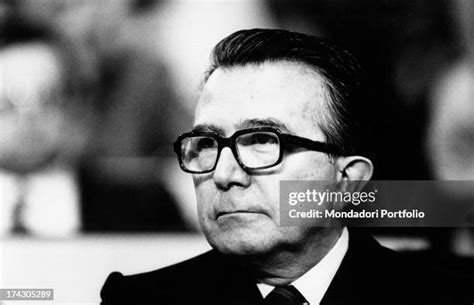 803 Giulio Andreotti Photos And High Res Pictures Getty Images