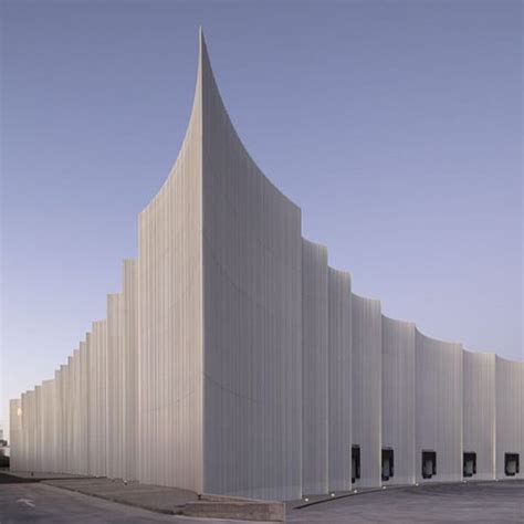 Ternary Tower A 400 Meter Long Undulating Tower Icreatived