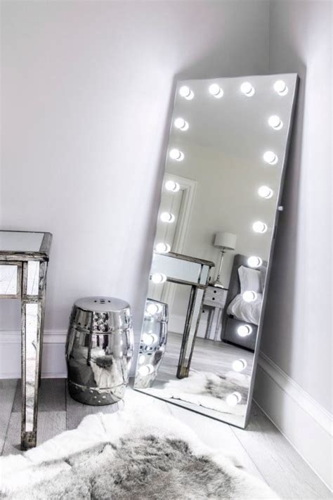 Selfie Mirrors You Need To Know About Right Now Style Your Sanctuary