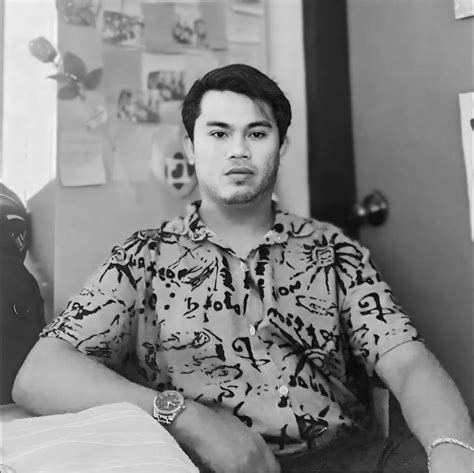 John Annuh Camases Victoria