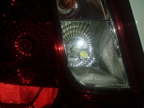 4. LED в фонари заднего хода. + клубная наклейка. — Chevrolet Lacetti ...