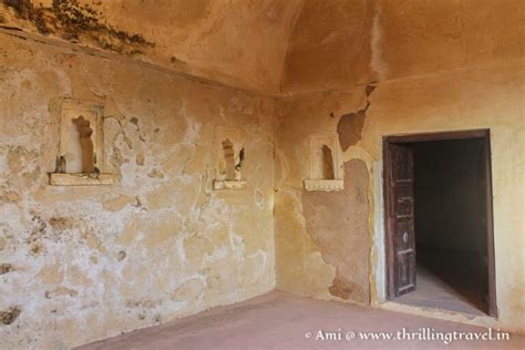 Floating Through The Badal Mahal At Kumbhalgarh Fort Thrilling Travel