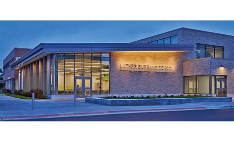 Sophisticated Liberal Arts Program Built Into Illinois K 12 School
