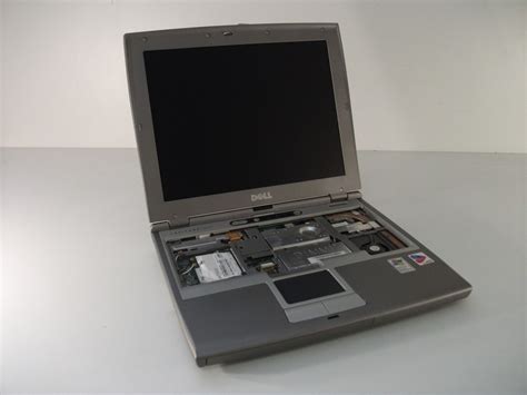 Dell Latitude D400 Intel Pentium M 1 60 Ghz Netbook