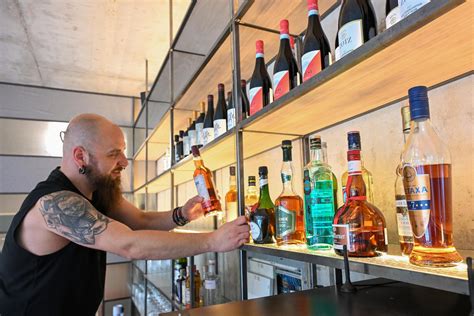 „wilde Dreizehn Neue Bar In Chemnitz Lockt Mit Eigenen Cocktail