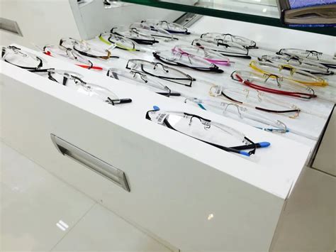 Spactacles Showroom Interior Designer In Ahmedabad Id 26232714191