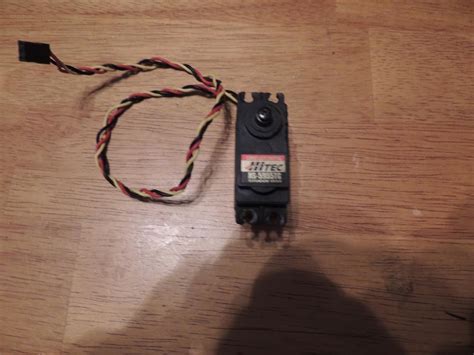 2 Hitec Digital Servos F S R C Tech Forums