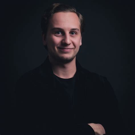 Jakob Haskel Business Controller Creed Media Linkedin