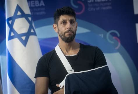 תיכנסו למנהרה ואז תחתמו עידן עמדי תוקף את יוזמת האמנים נגד המלחמה הידברות