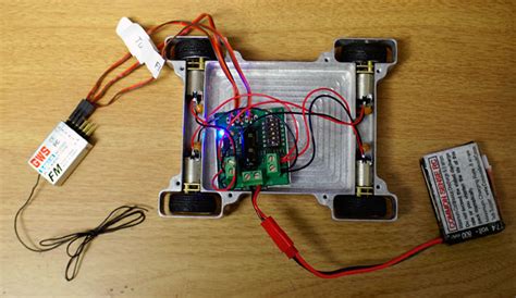 Building A Simple Antweight Rc Combat Robot With Sabertooth 2x5 Rc