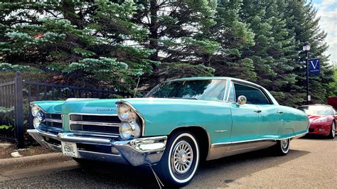 1965 Pontiac Bonneville Market Classic Com