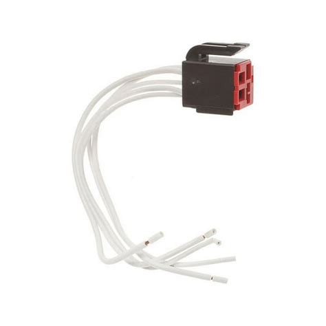 Ford Explorer Fuel Pump Relay Connector