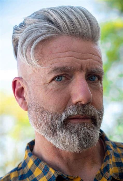 40 Best Grey Hair Men Hairstyles