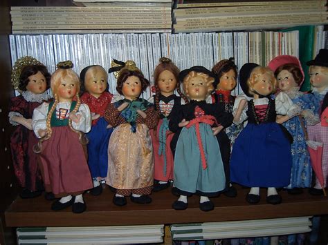 Bambole Antiche And Altre Collezioni Antique Dolls And Other Collections