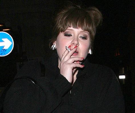 Adele Celebrity Smokers Celebrities Female Beautiful Female