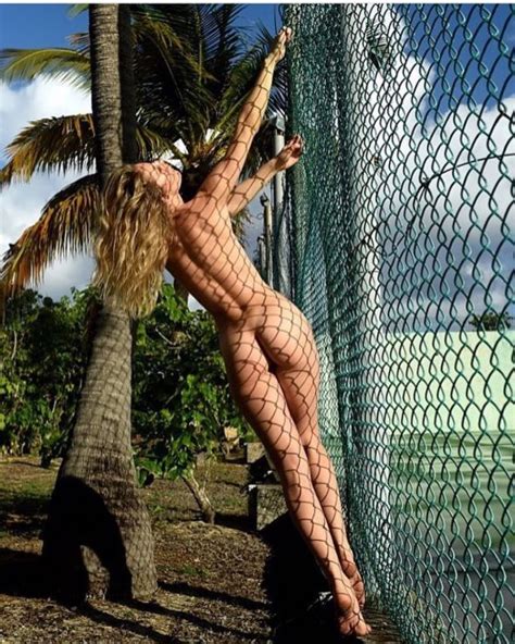 Shadow Fishnet Pattern On A Beautiful Model Porn Pic Eporner