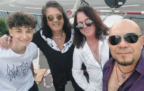 Scandalul A S I A Varianta Rock Aurel Dincă Solistul Vocal Al Krypton Coautor Al Pieselor